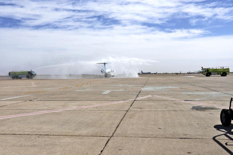 Air center celebrates new Roswell-to-Denver service | Local News ...