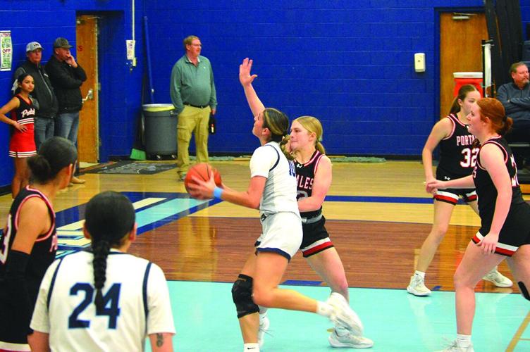 Goddard splits doubleheader versus Portales | Local Sports | rdrnews.com