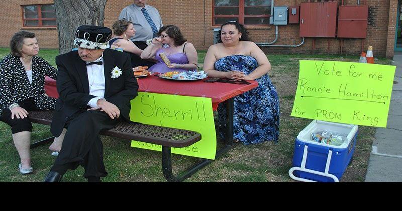 Voting for prom king | Local News | rdrnews.com