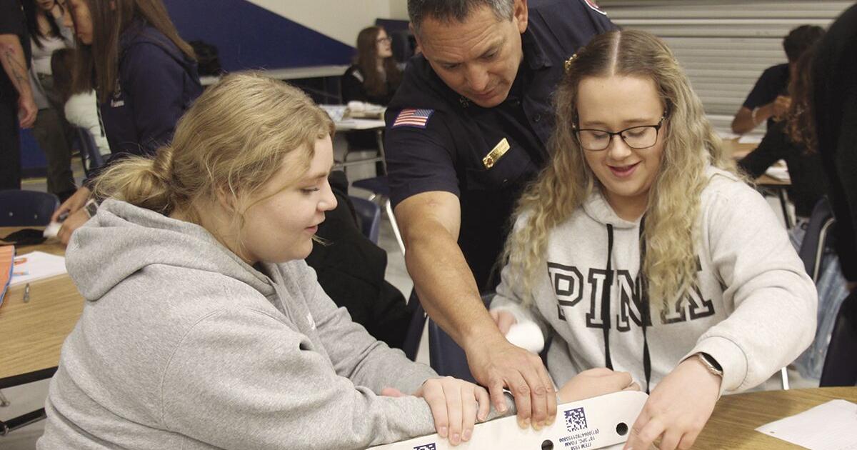 GHS students learning first aid with fire department | Local News ...