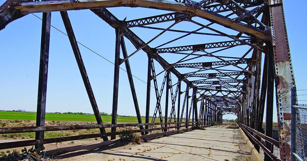 Picturing the day: Rio Felix Bridge | Local News | rdrnews.com