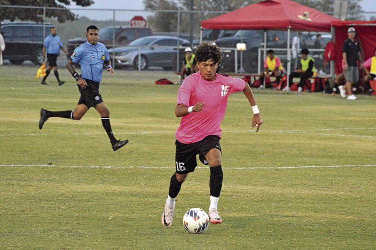 Axel Sanchez does it again | Local Sports | rdrnews.com