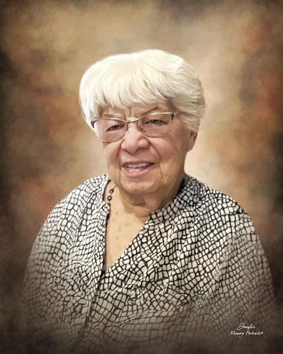 Eleanor Young | Obituaries | rdrnews.com