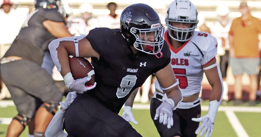 Broncos light up scoreboard in opener | Local Sports | rdrnews.com