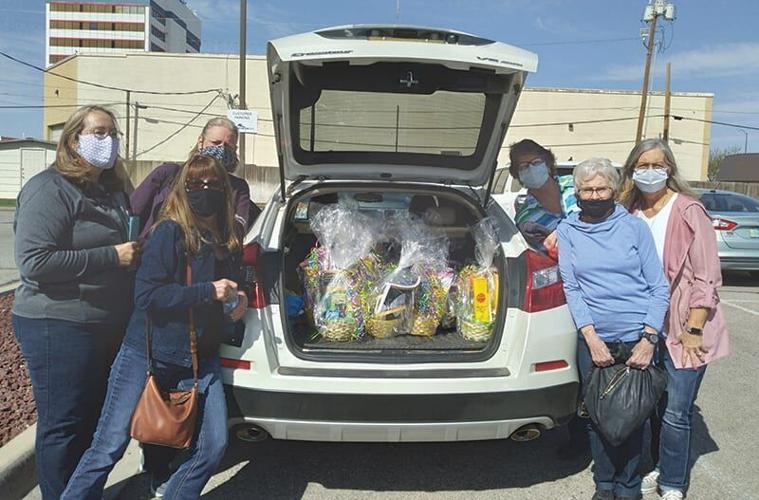 Altrusa continues Easter tradition for Assurance Home | Local News ...