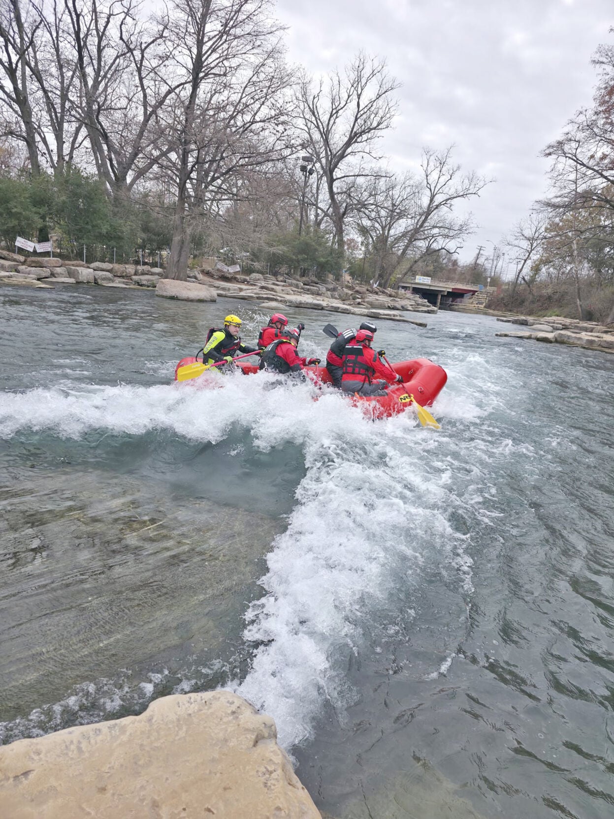 Roswell first responders immerse in swift water training | Local News ...