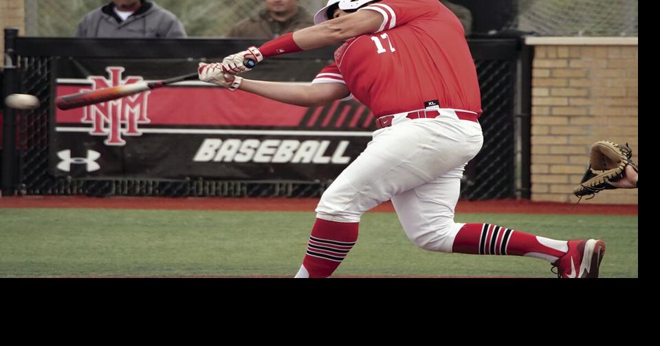 Roswell's Noah Lynn during an at bat | | rdrnews.com