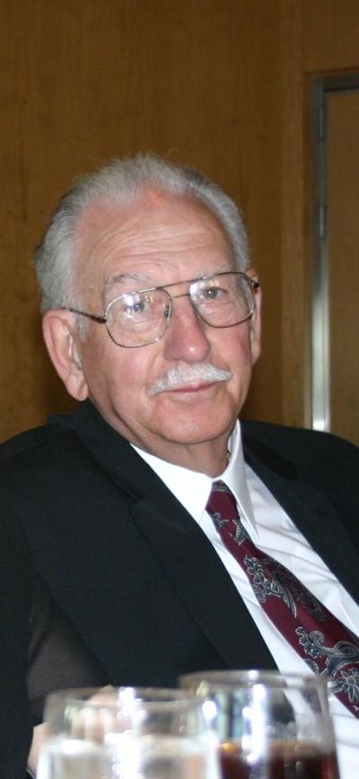 Guy Bell | Obituaries | readtheleader.com