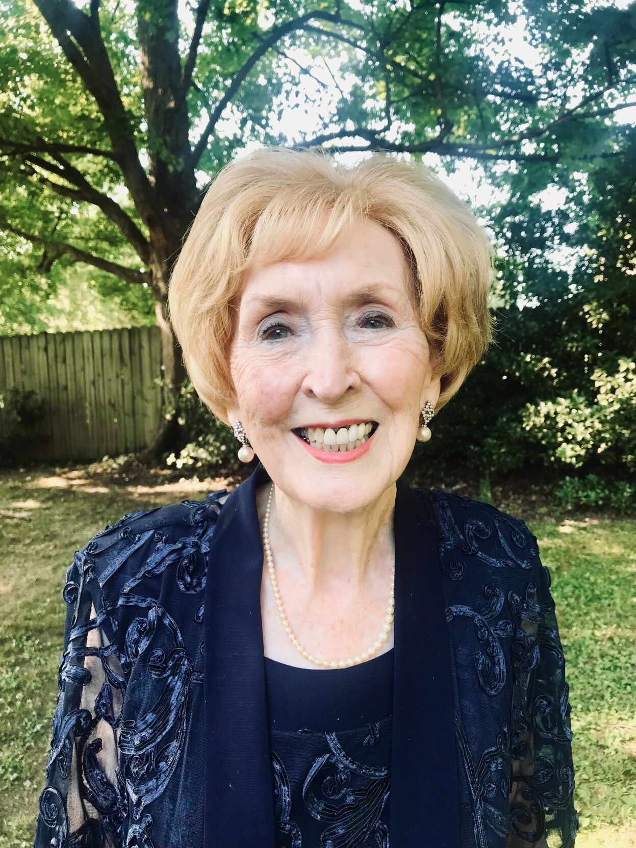 Mary Montgomery | Obituaries | readtheleader.com