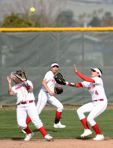 Softball: Doubleheader sweep for PC | Sports | recorderonline.com