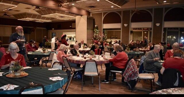 Elks Lodge holds Christmas Dinner for Veterans | Photos ...