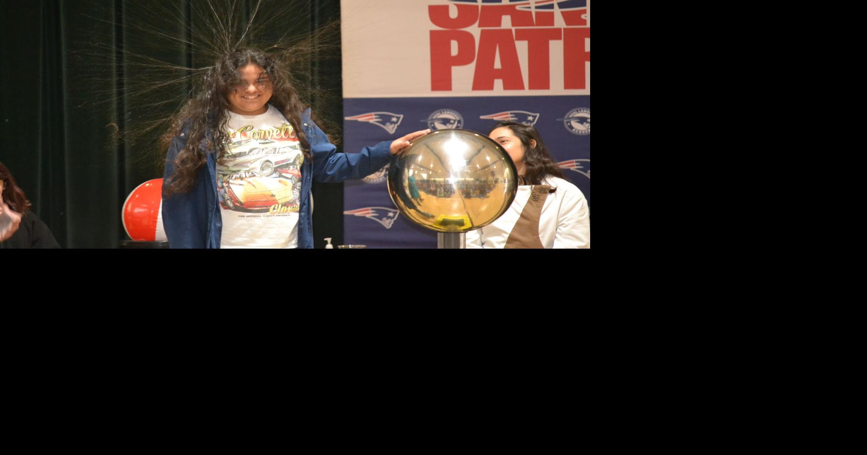 Hagerman the Science Wizard entertains students | Photos ...