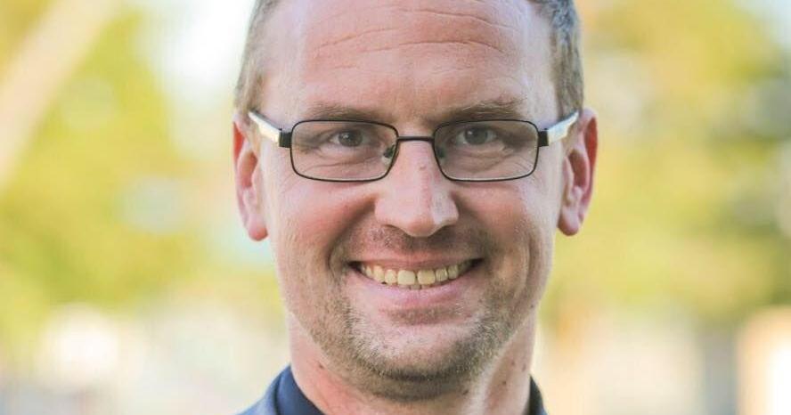 10 Minutes With Tipton: Burton's Dr. Anthony Martin | Photos ...