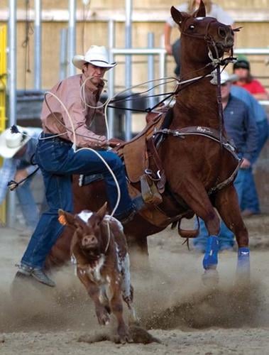 Thousands pack rodeo grounds | | recorderonline.com
