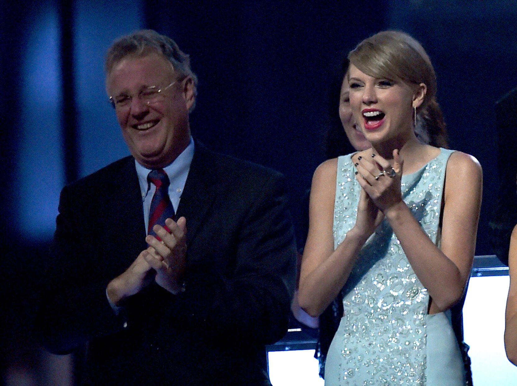 Taylor Swift donates $1 million to American Heart Association in dad’s ...