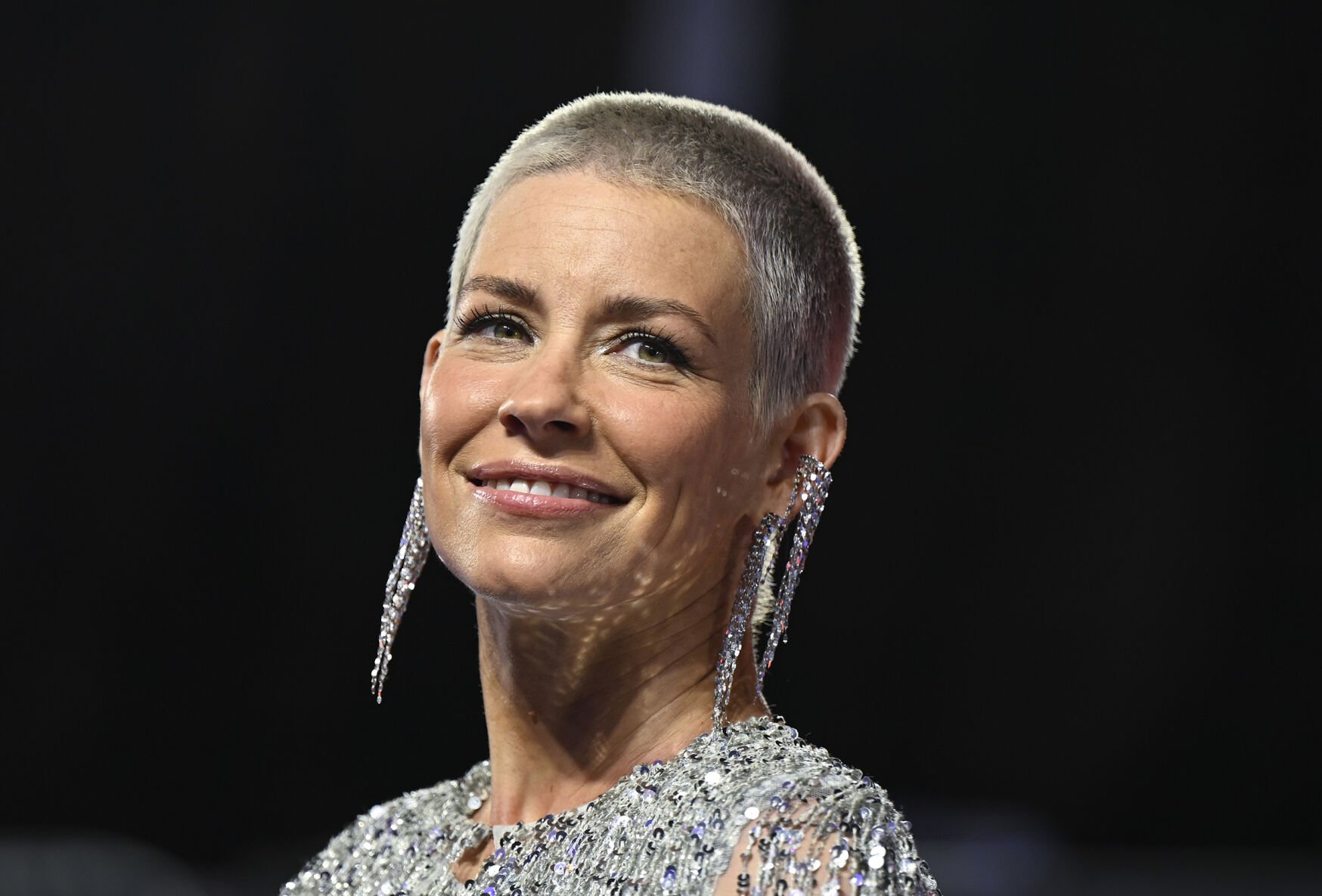 Evangeline Lilly says she has brain damage after a traumatic fall last ...