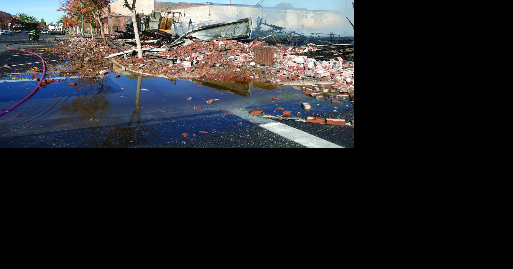 Lindsay building a total loss | News | recorderonline.com