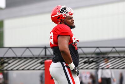 Former five-star recruit Jamaree Salyer thrives with competition along ...