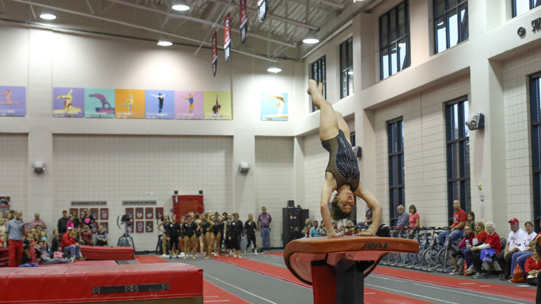 UGA Gymnastics Pumpkin Peek 2015 | Photo Galleries | redandblack.com