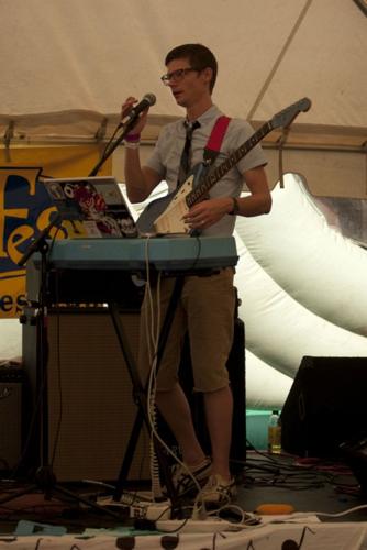 PHOTO GALLERY: AthFest Saturday | Variety | redandblack.com