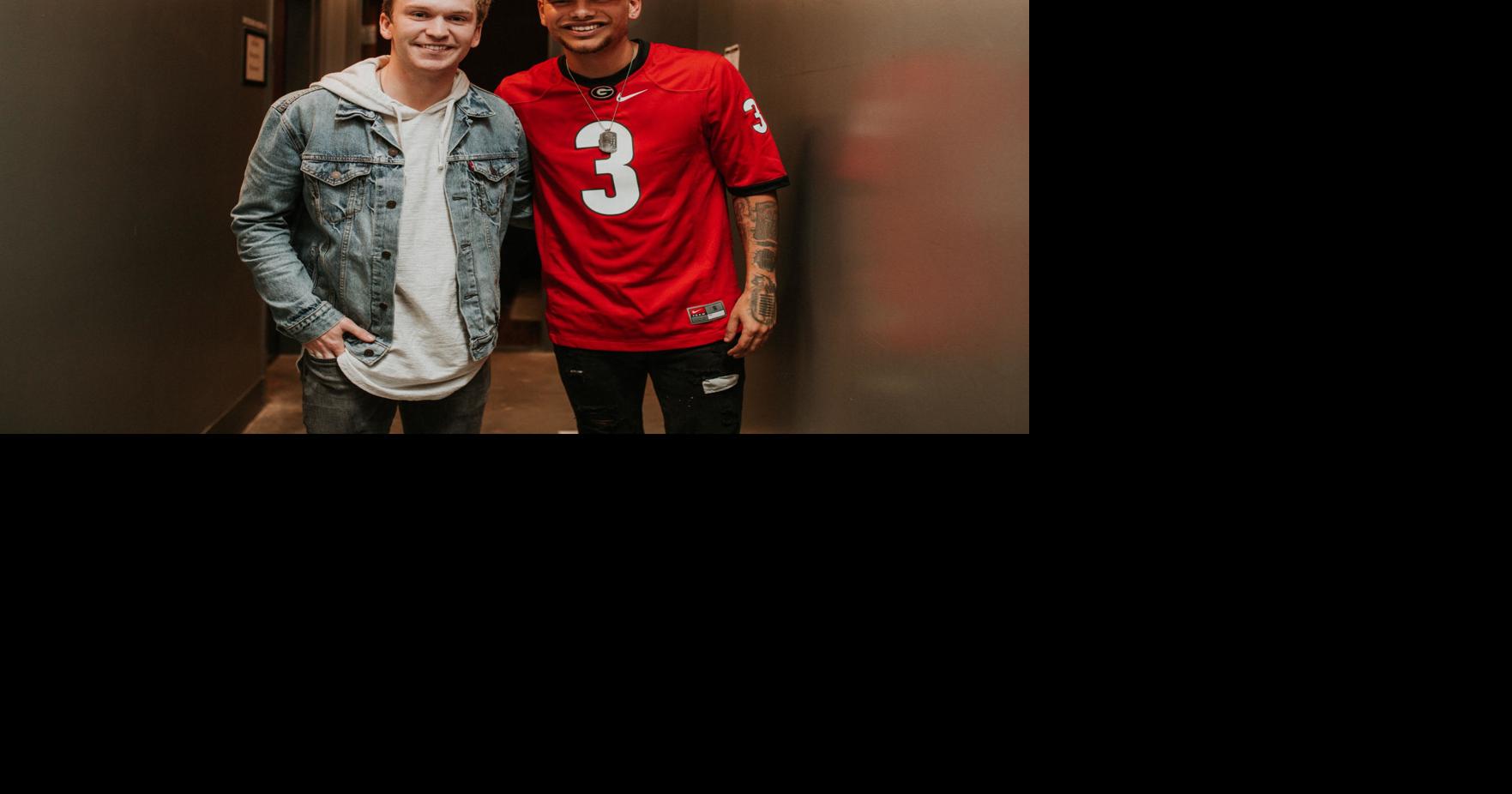 ‘Small Town Dreaming Big’: Up-and-coming country singer Kyle Clark ...