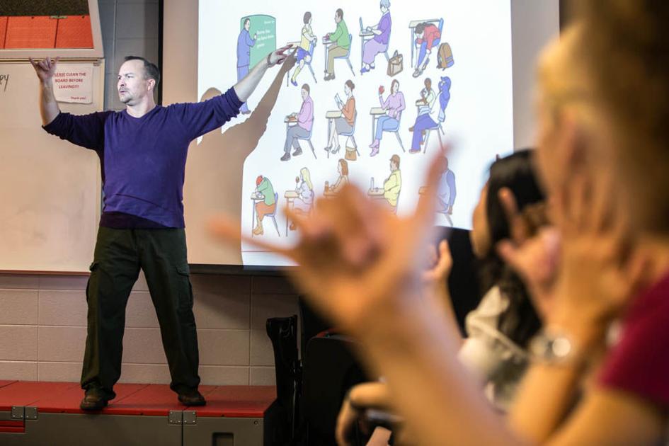 The Unspoken Language | Magazine | redandblack.com