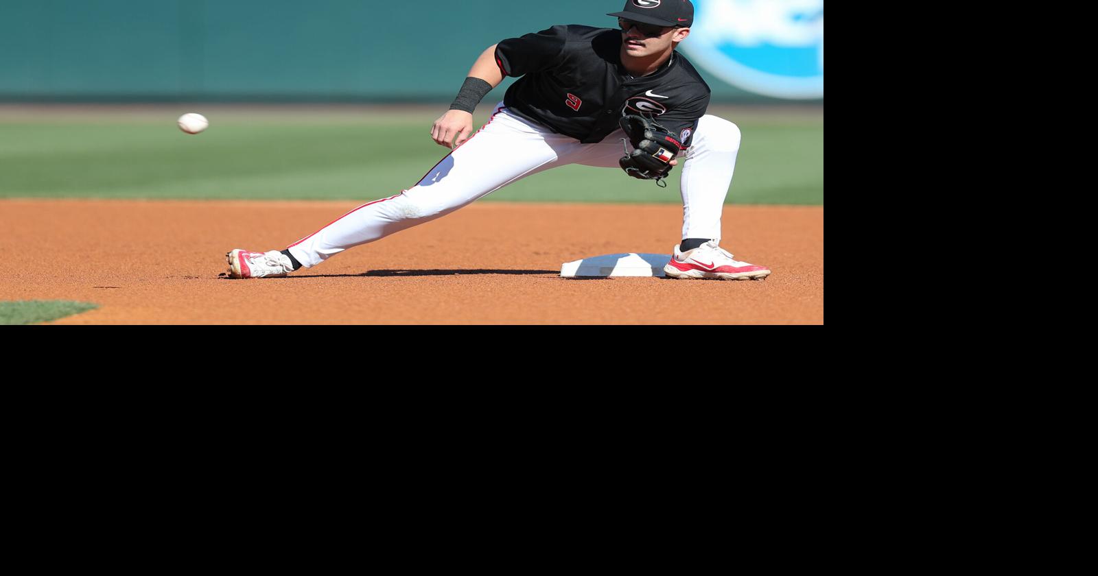PHOTOS: Game One of Georgia baseball vs. NKU | Multimedia | redandblack.com