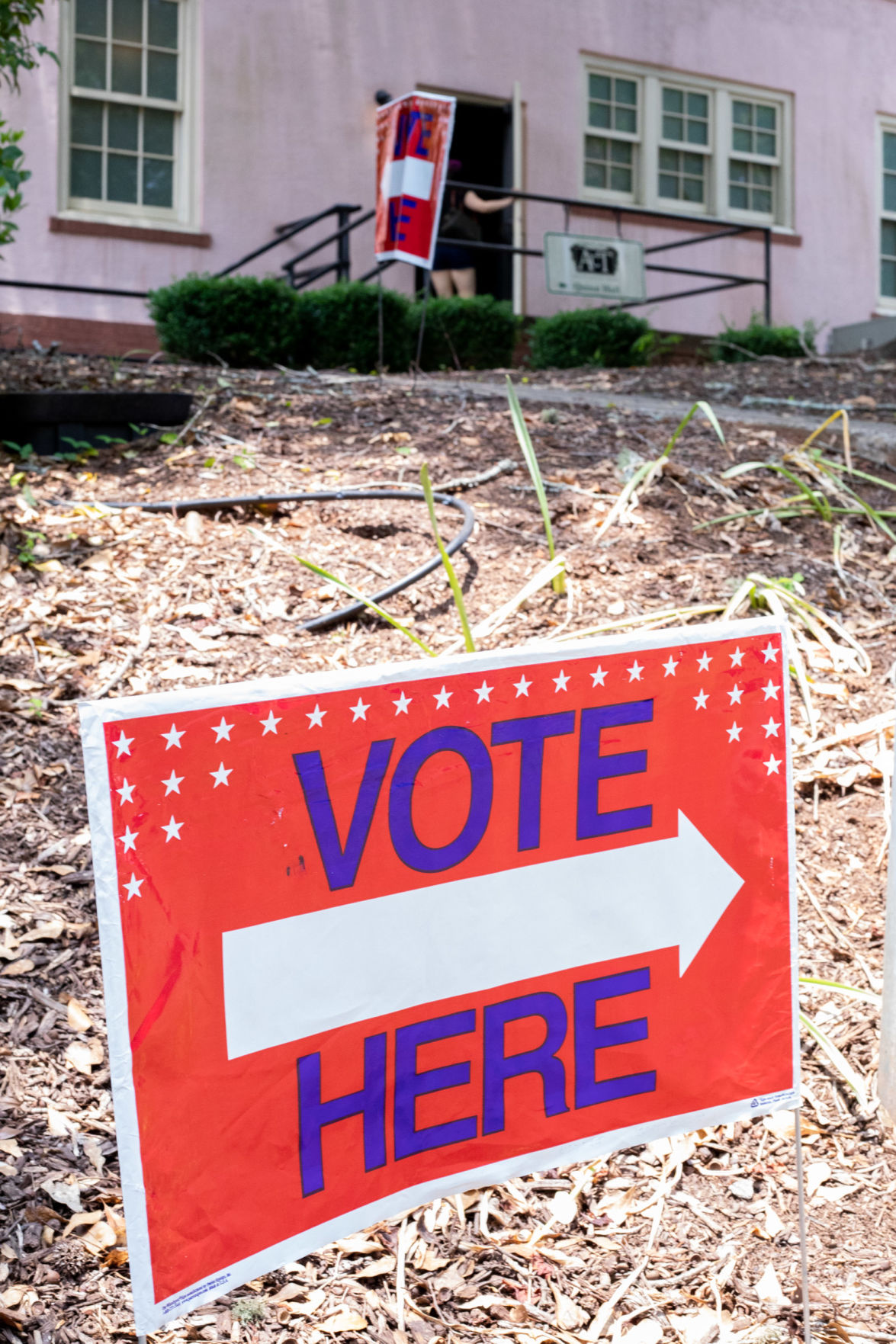 PHOTOS: Athens residents vote in June 9 elections | Multimedia ...