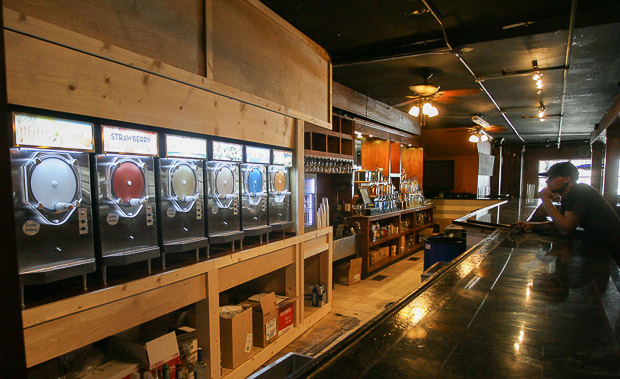 New bar 100 Proof mixes classic drinks and original concoctions ...