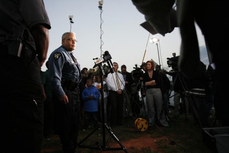 PHOTO GALLERY: The search for Jamie Hood | Multimedia | redandblack.com