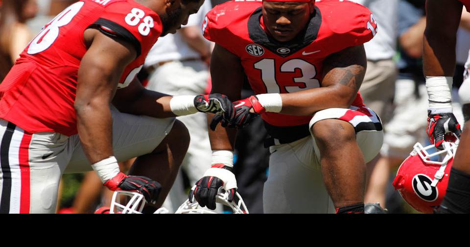 Jonathan Ledbetter jumps back into the defensive line rotation ...