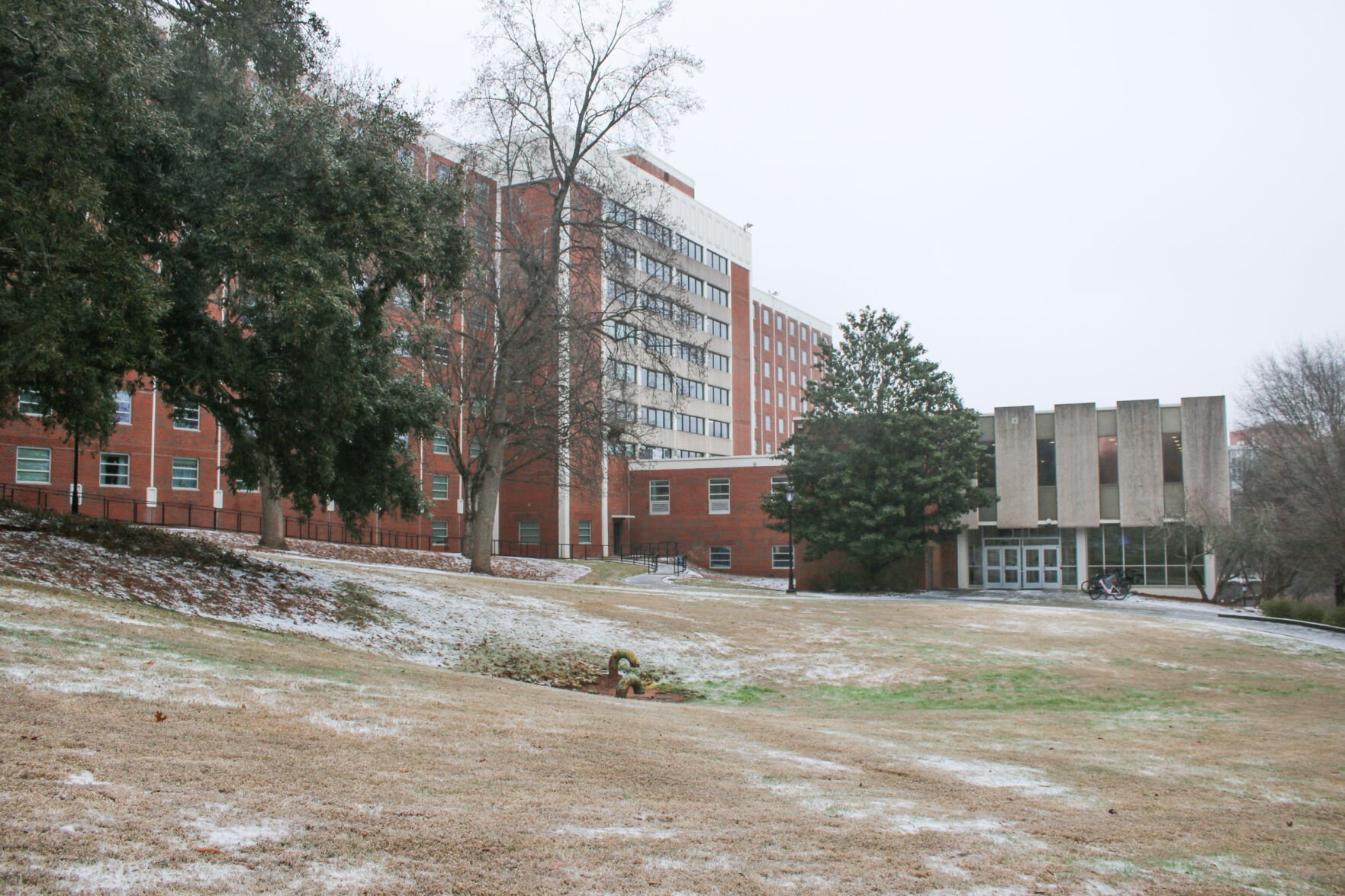 PHOTOS: Snow and ice in Athens | Multimedia | redandblack.com