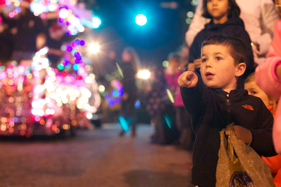 PHOTO GALLERY: Parade of Lights | Rbtv | redandblack.com