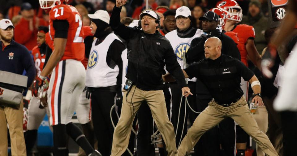 Four-star quarterback Dwan Mathis signs with Georgia | Football ...