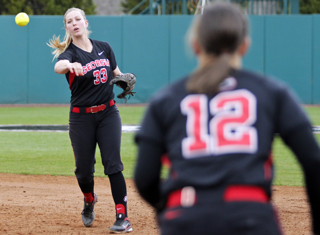 PHOTO GALLERY: Georgia Softball Sixth Annual Red and Black Showcase ...