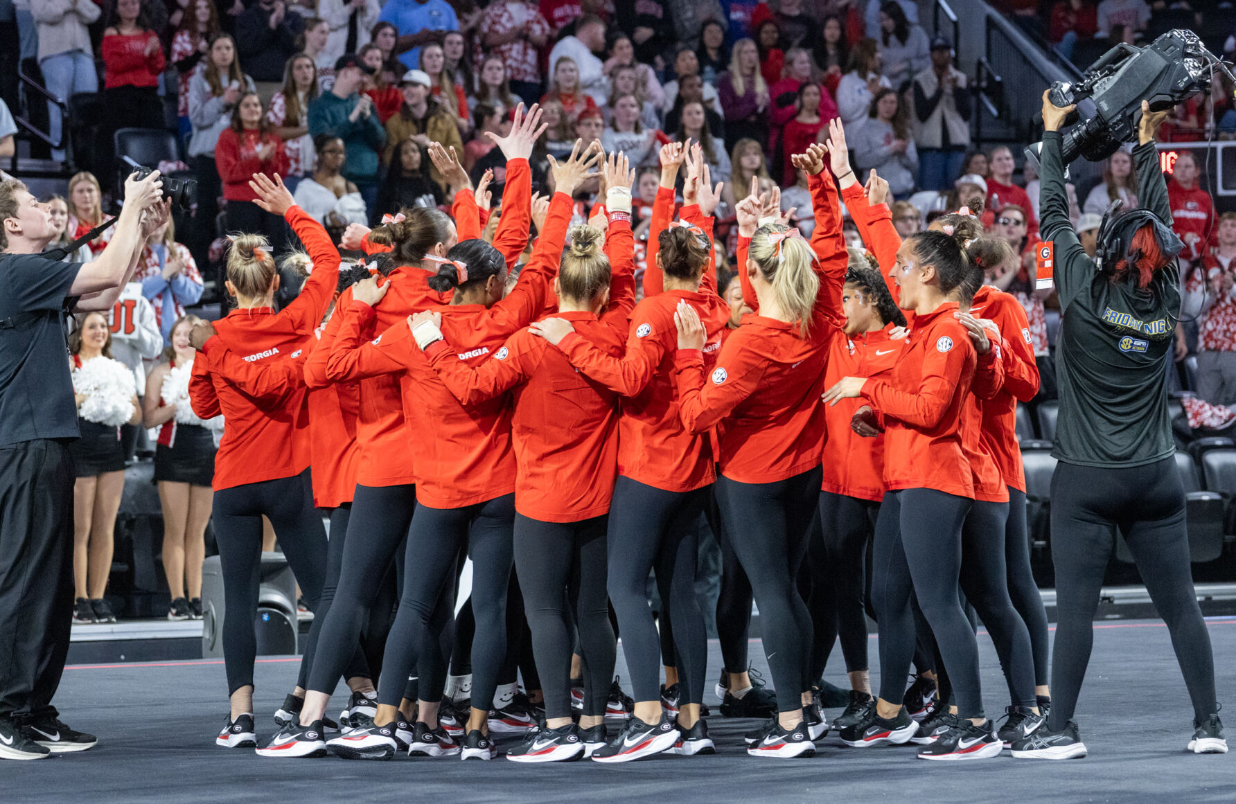 PHOTOS: Georgia gymnastics beats LSU | Multimedia | redandblack.com
