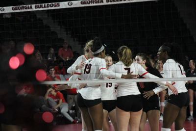 Georgia volleyball loses to South Carolina for fourth consecutive loss ...