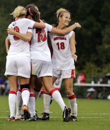 Georgia soccer team adjusts defensive formation after tough start ...