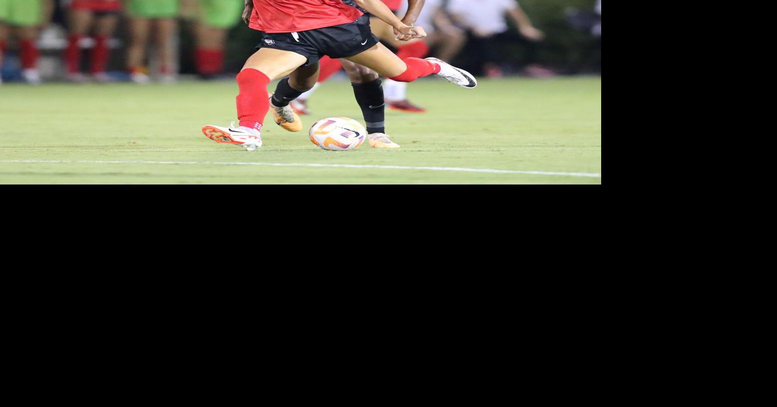 No. 23 Georgia soccer dominates San Francisco 5-0 on Senior Day ...