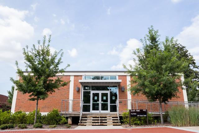 Dining commons confidential: The best of what UGA’s five dining halls ...