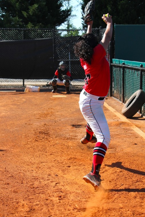 PHOTO GALLERY: Softball versus South Carolina | Softball | redandblack.com