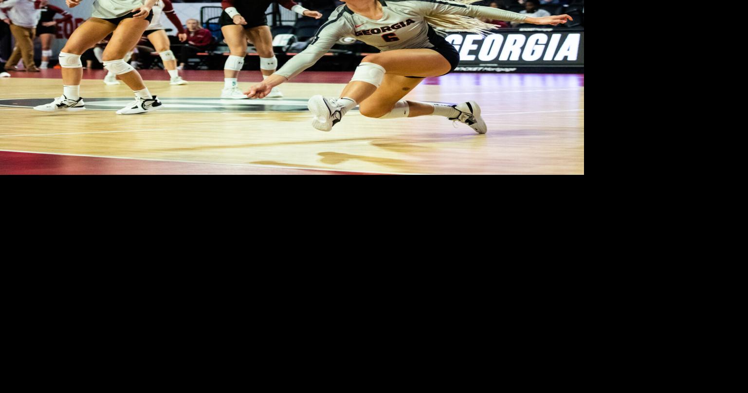 PHOTOS: Georgia volleyball defeats South Carolina | Multimedia | redandblack.com