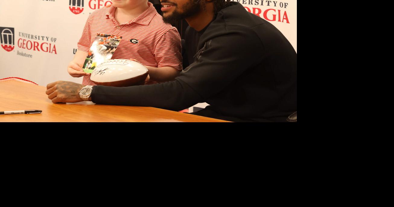 PHOTOS: UGA Bookstore hosts G-Day signing event | Multimedia ...