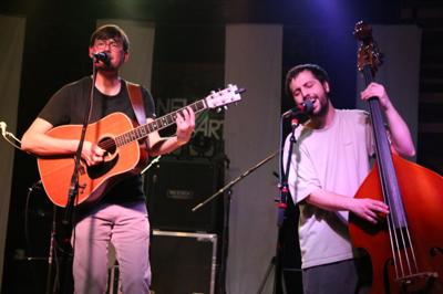 High Strung String Band plays exhaustively extensive set | Variety ...