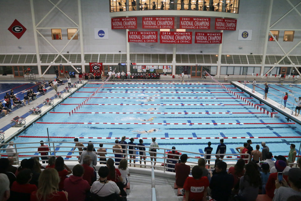 PHOTOS: Swimming & Diving vs. Emory | Multimedia | redandblack.com