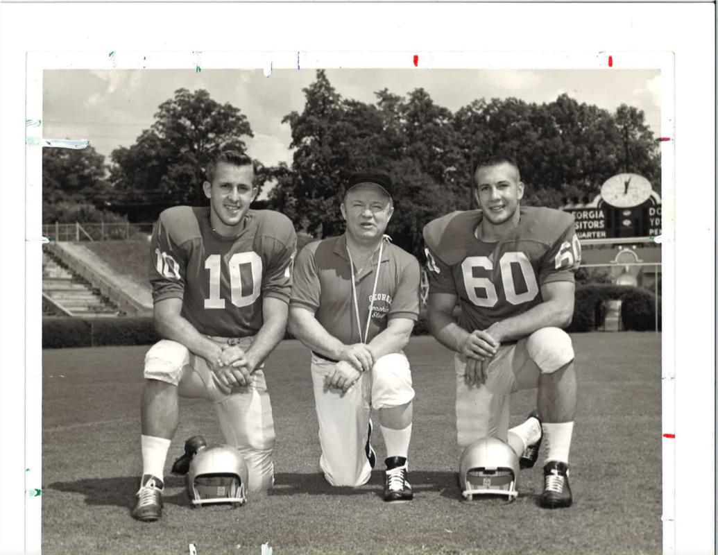 College Football Hall of Fame coach and former Bulldog Pat Dye dies at ...