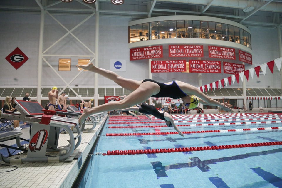 PHOTOS: Swimming & Diving vs. Emory | Multimedia | redandblack.com