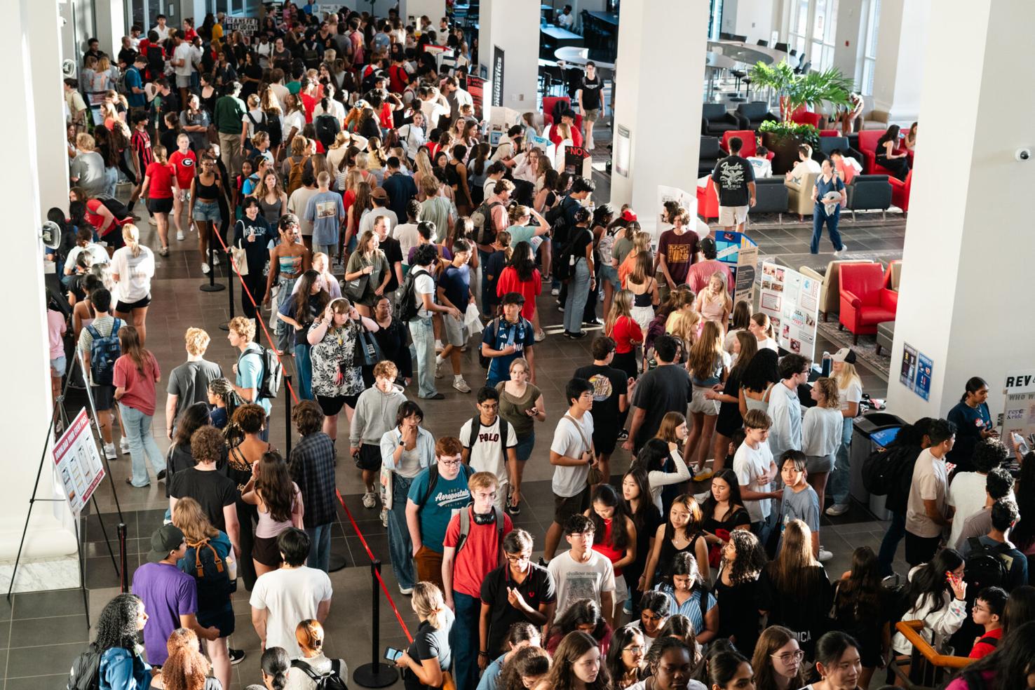 UGA Fall 2025 engagement fair showcases 400+ student clubs and ...