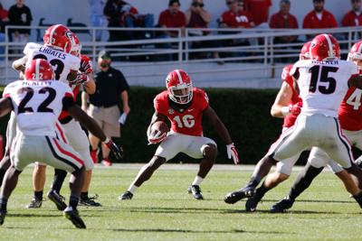 Black jersey no cause of concern for Isaiah McKenzie | Georgia Sports ...