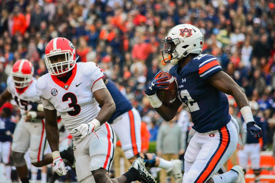 Georgia's Roquan Smith named finalist for top linebacker award ...